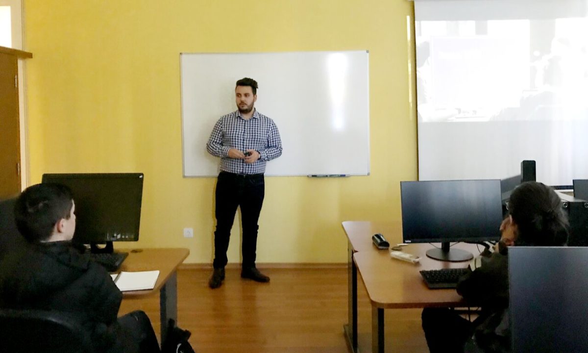 Гимназисти гостуваха на ТехноЛогика по националната програма "Обучение ...